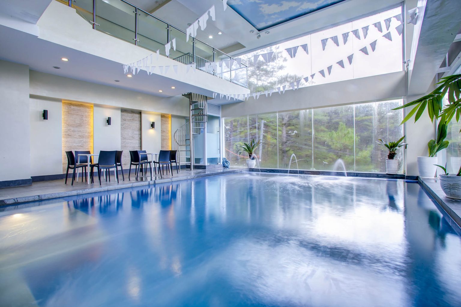 Home - Le Monet Hotel